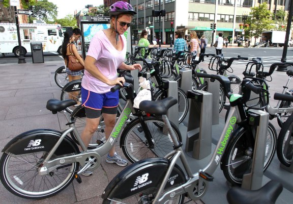 Boston Debuts Helmet Vending Machines for Bike Share | TIME.com